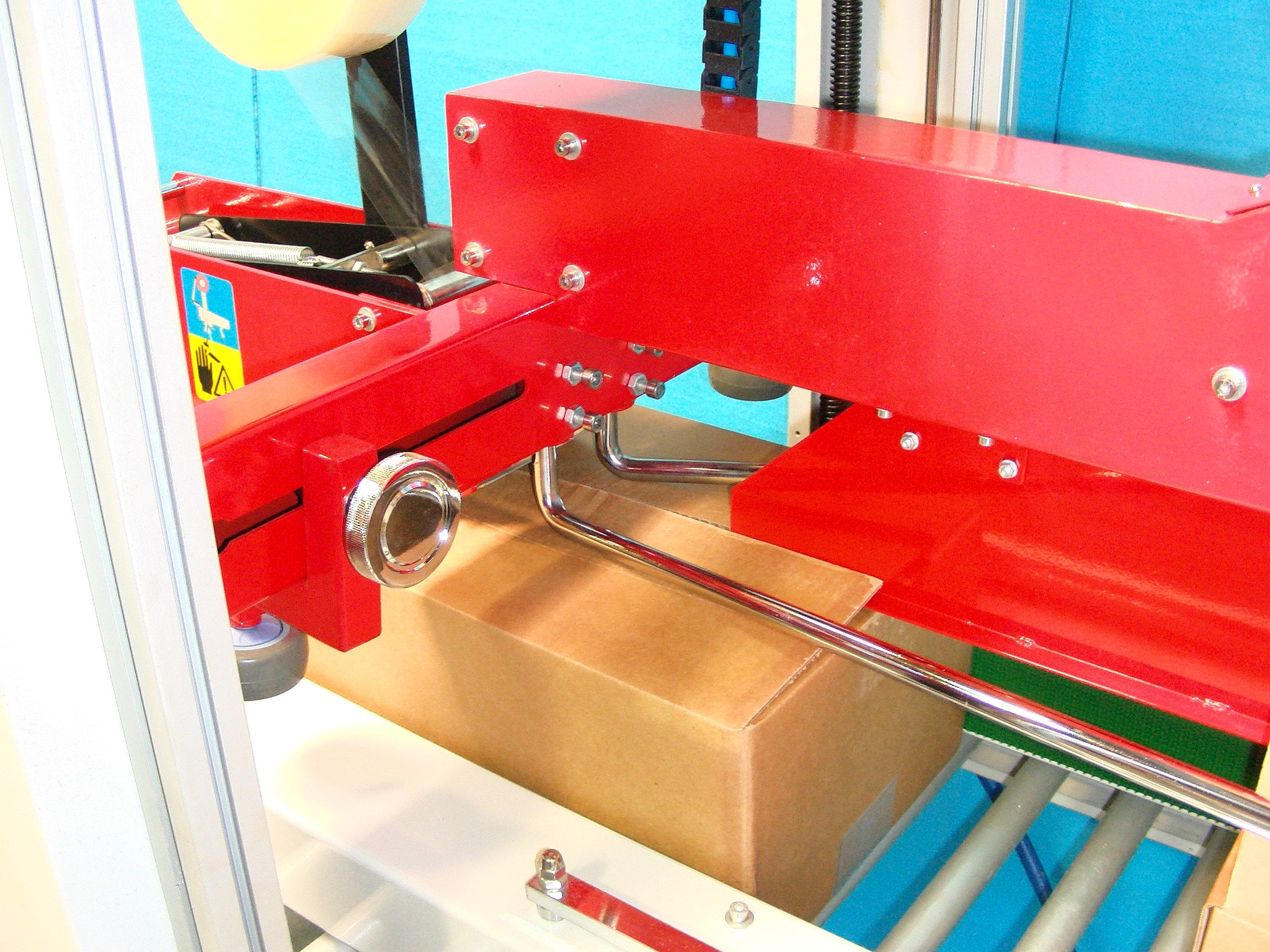 Fully Automatic Carton Box Sealing Machine | Uniform Case Taping Sealer